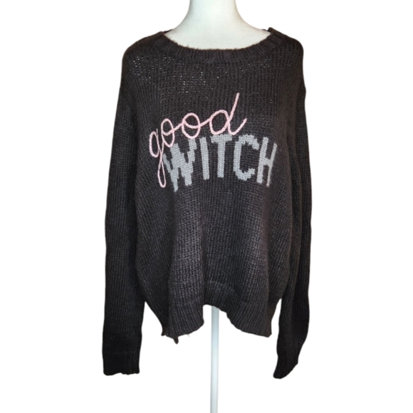 Wooden Ships | Sweaters | New Wooden Ships Good Witch Embroidered Crew ...